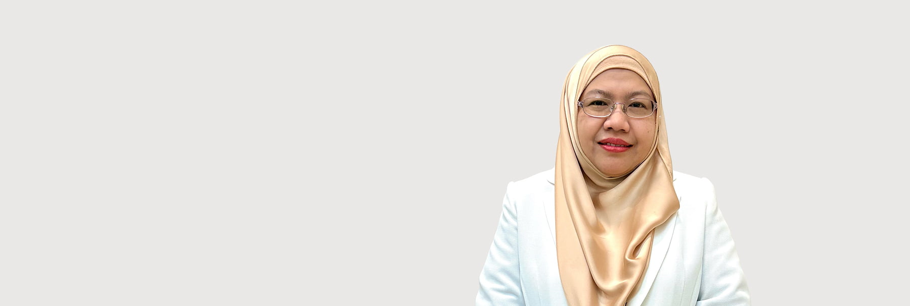 Dr. Norhalwani Binti Husain - Top Vision Eye Specialist Centre